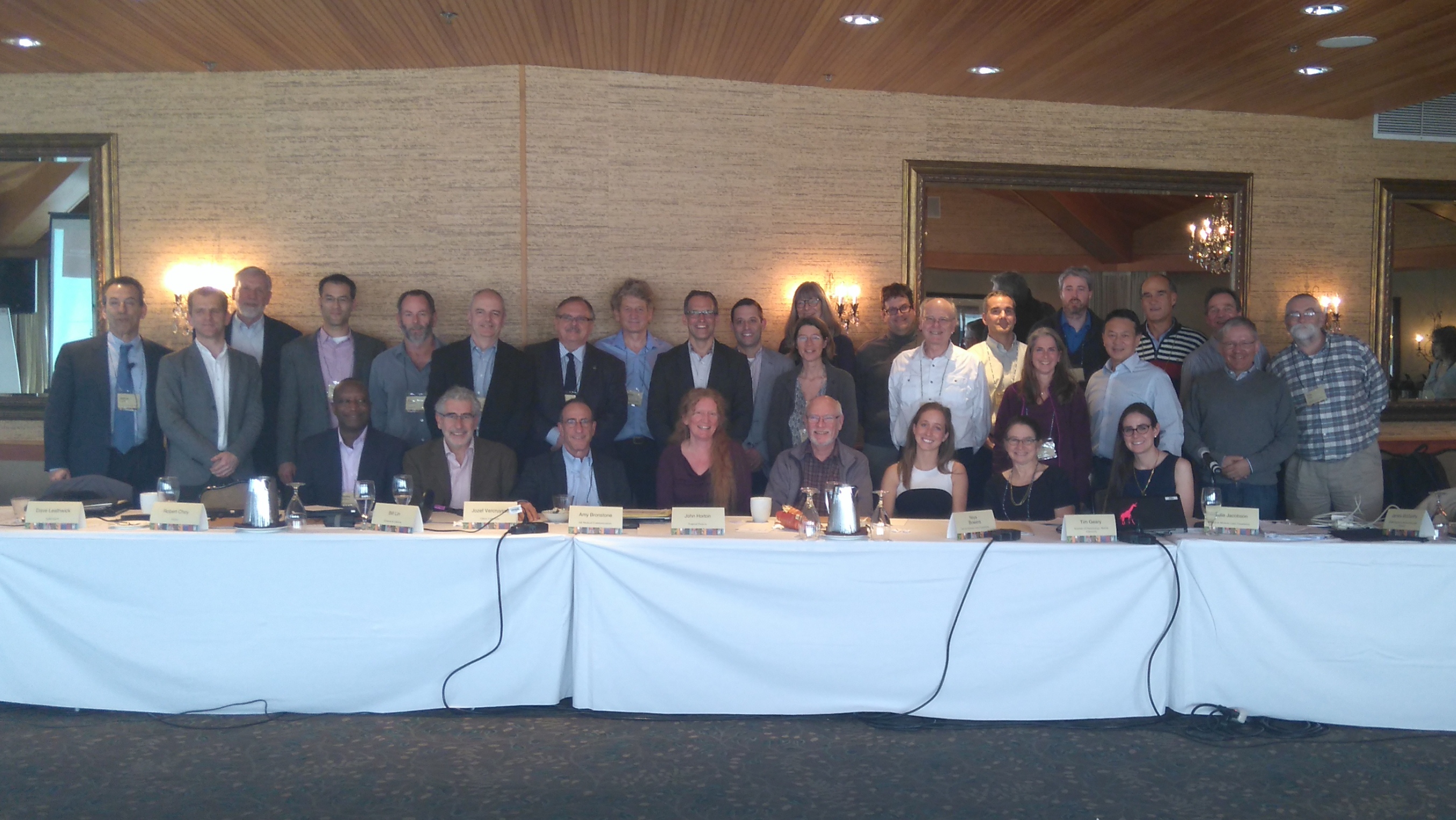 Lanusse en trascendente reunión | UNICEN