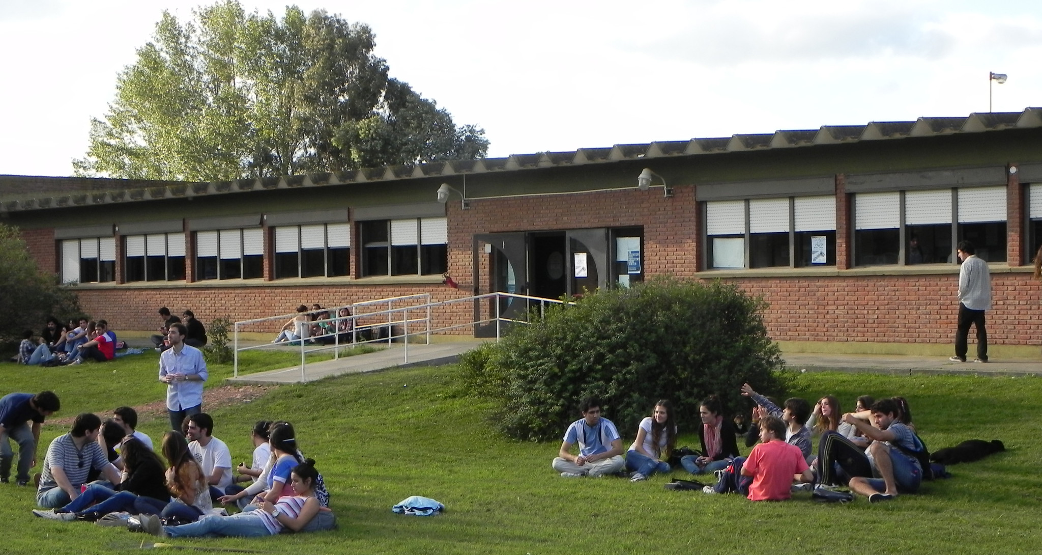 Conoce las carreras que podes estudiar en nuestra sede de Azul | UNICEN